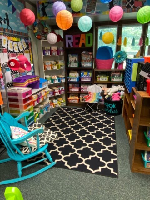 Classroom Library Organization Ideas - Lucky Little Learners