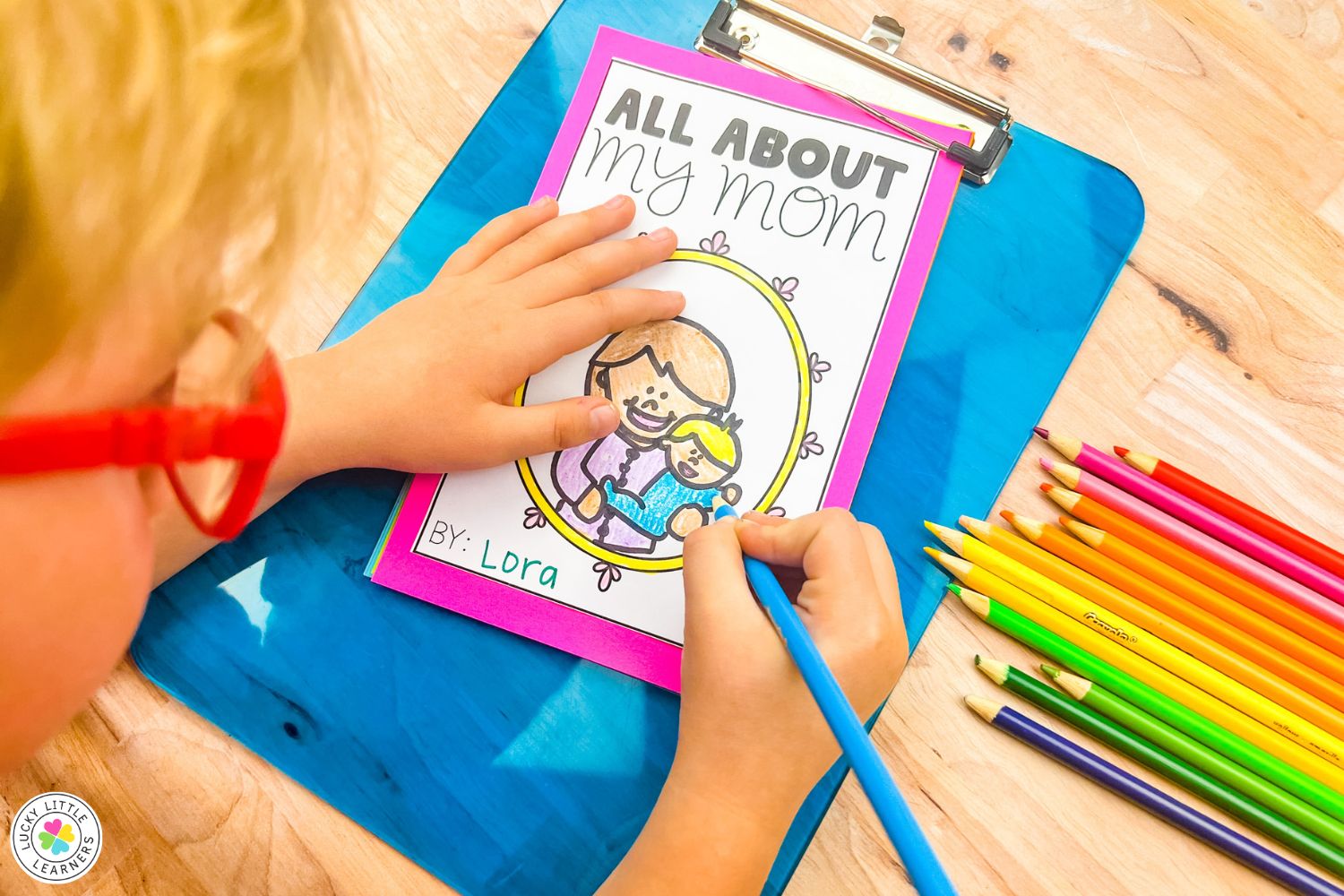 Easy Mother's Day Books to Make at School - Lucky Little Learners