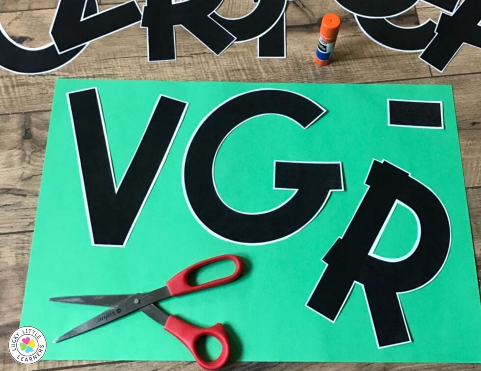 How to Make Large Bulletin Board Letters - Lucky Little Learners