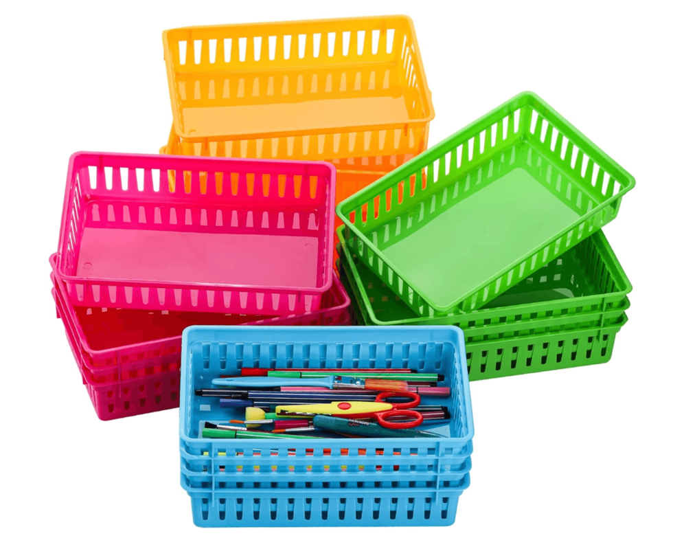 How to Set Up Math Centers - Lucky Little Learners