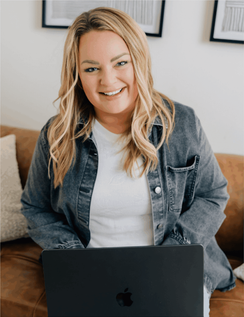 11 Easy Holiday Crafts for Kids Roundup - Lucky Little Learners